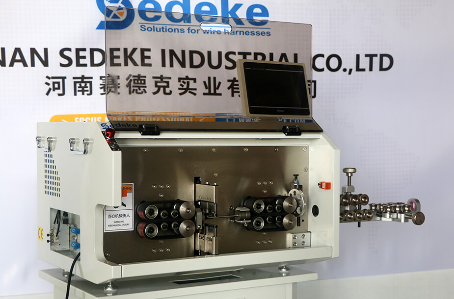 ESC-BX30S Sheathed Cable Automatic Cutting and Stripping Machine